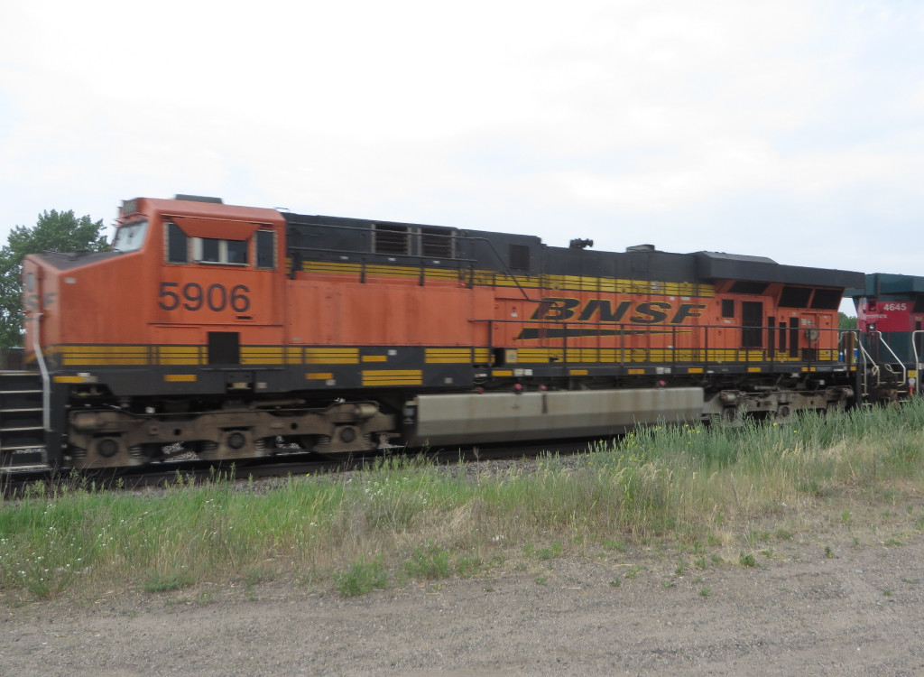 BNSF 5906